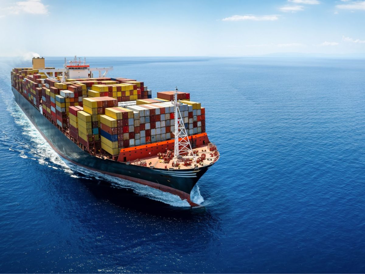 UAE expands global role in maritime trade with $37 billion sector and ...